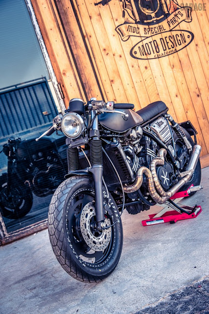 V Max Muscle Cafe | Moto Design Custom - RocketGarage - Cafe Racer Magazine