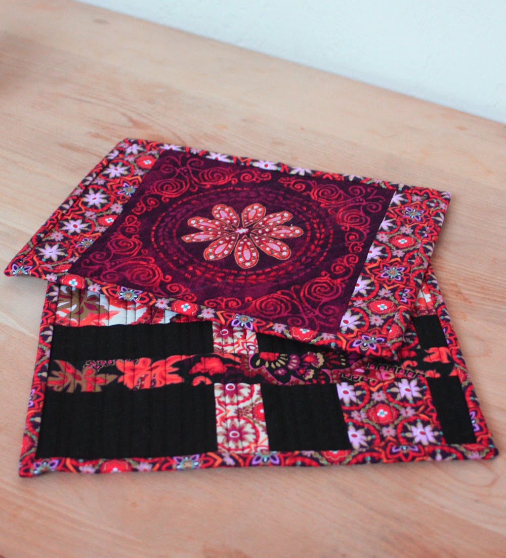 Sew in Love {with Fabric}: Mug Rug Blog Hop: Day 1