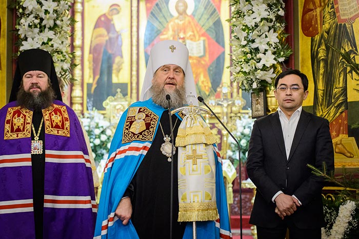 Ενορία Αγίου Ελευθερίου Κερκύρας: ΟΛΟΝΥΧΤΙΑ ΠΑΡΑΜΟΝΗΣ ΤΩΝ ΧΡΙΣΤΟΥΓΕΝΝΩΝ ...