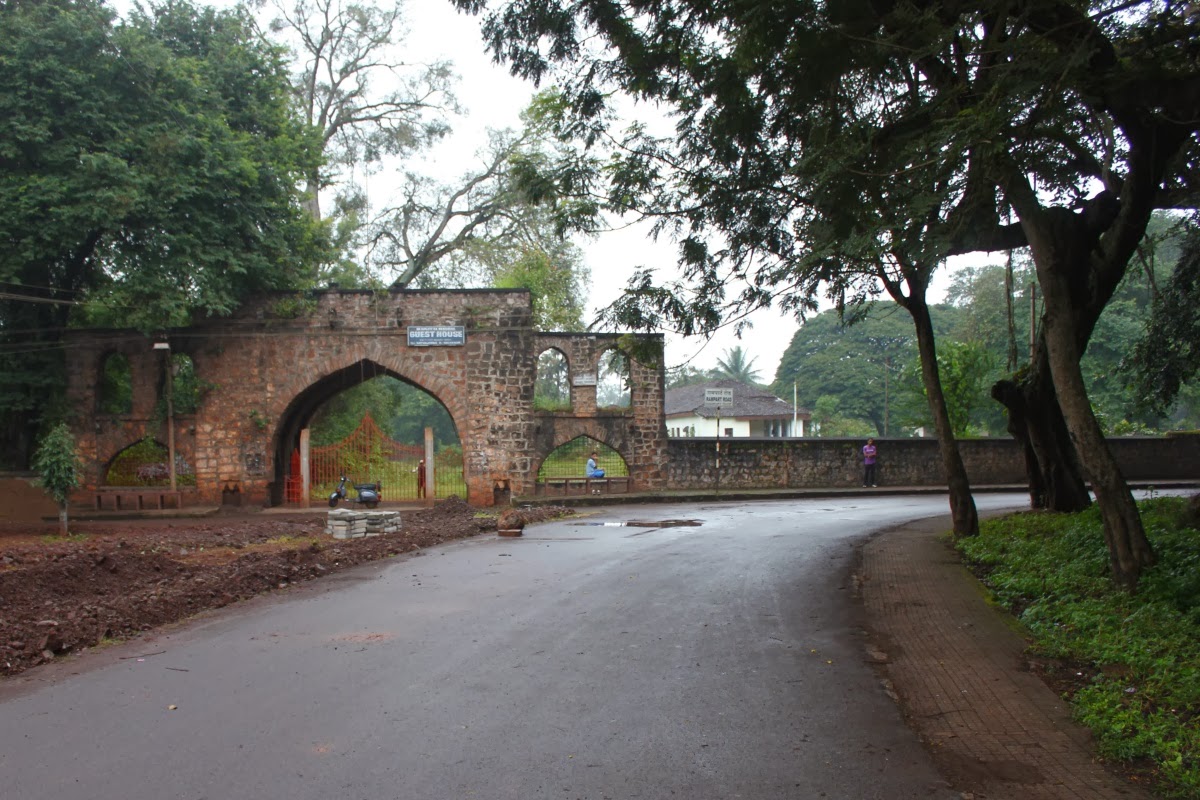 Journeys across Karnataka: Belgavi Kote ~ Belgaum Fort