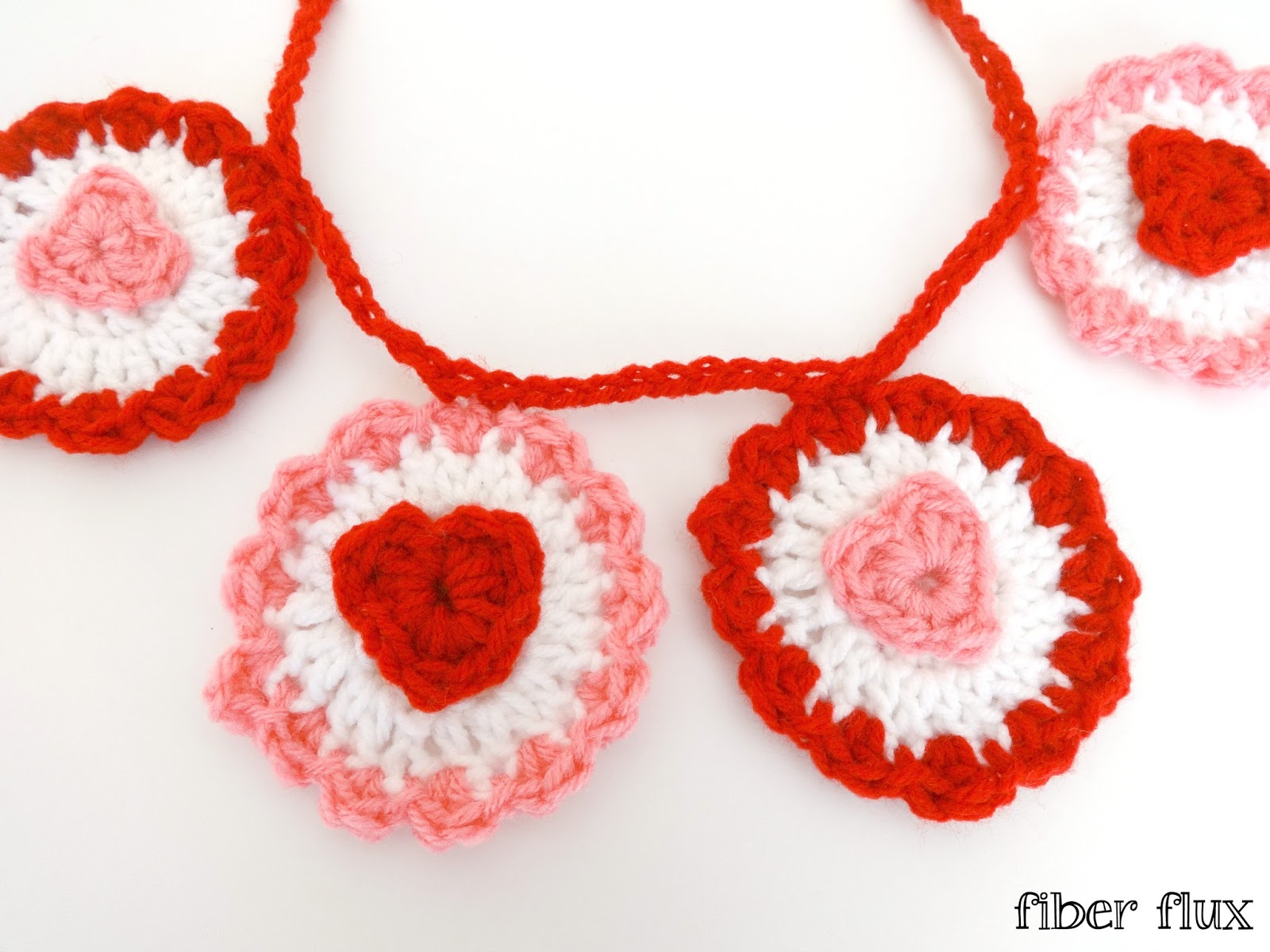 Fiber Flux: Free Crochet Pattern...Ruffle Heart Garland!