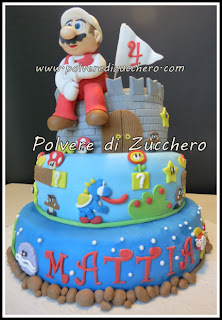Torta Super Mario Bros: pesci, funghetti e draghetto per il mio ometto ...