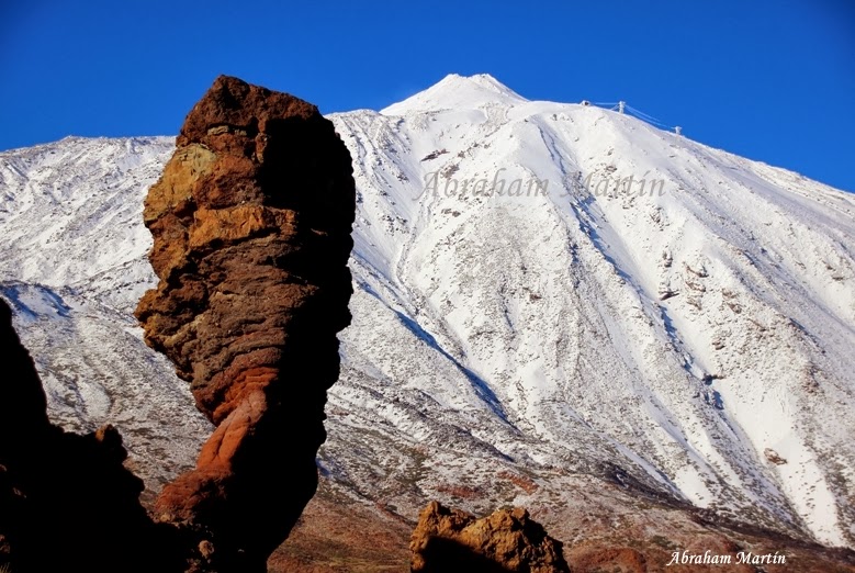 TENERIFE EN IMÁGENES: EL TEIDE NEVADO TRAS LA TORMENTA (11 DICIEMBRE 2013)