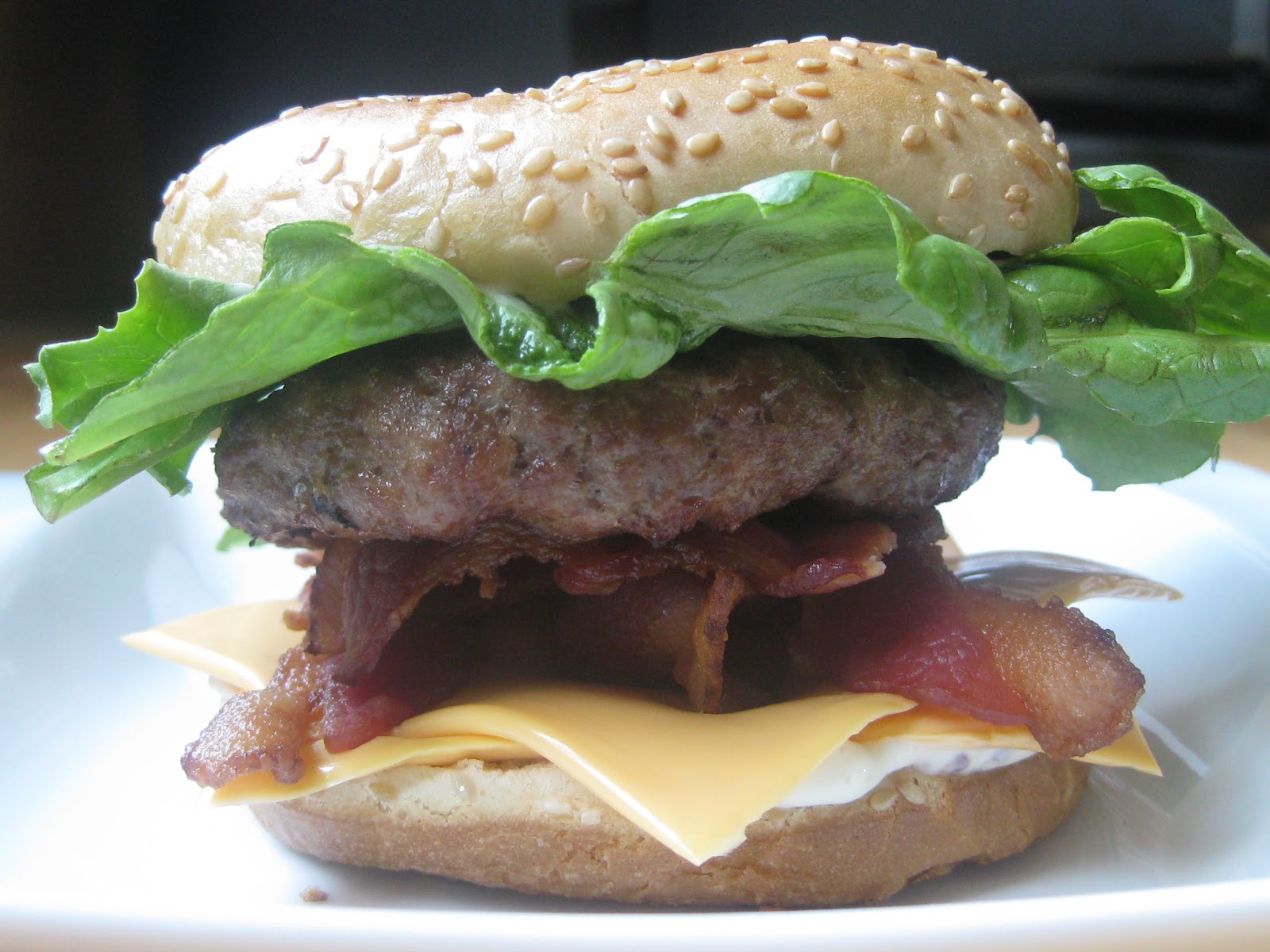 Burgers BLT au bacon caramélisé | Bedon Gourmand