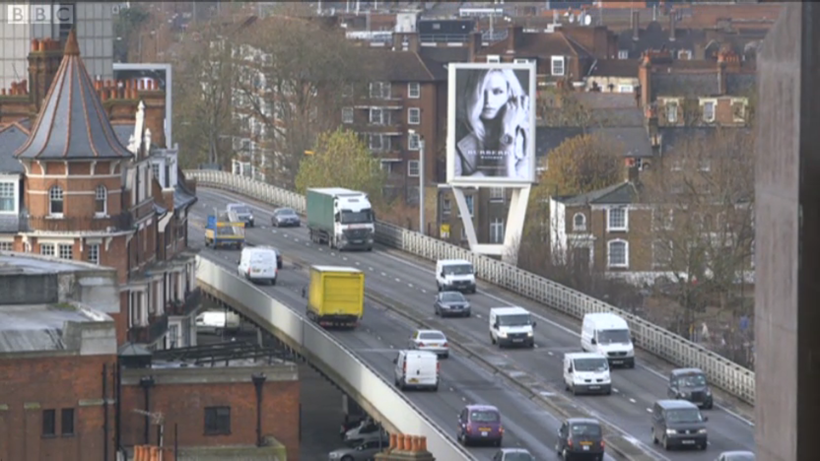 Shepherd's Bush: Hammersmith Flyover: calm down dears!