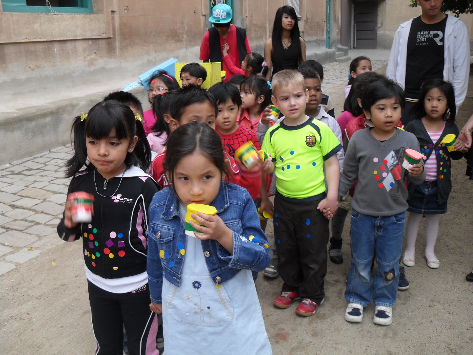 El Racó de p4: Setmana cultural 2011 LA FESTA MAJOR A L'ESCOLA LABOURE