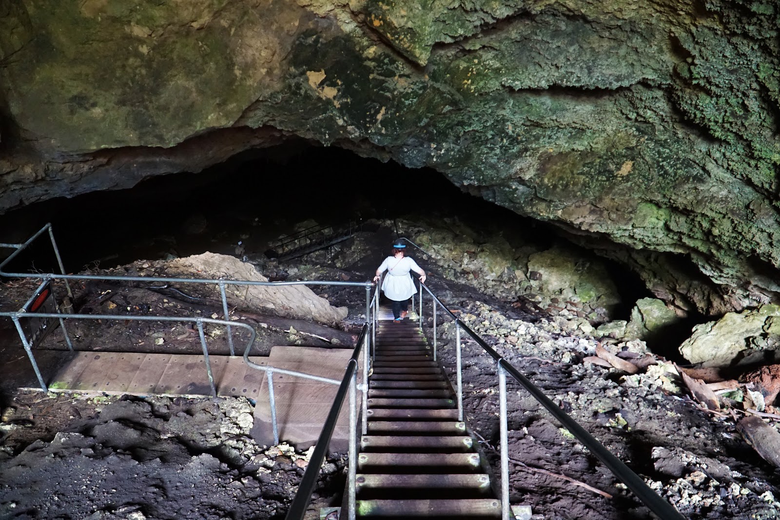 Giants Cave (Leeuwin-Naturaliste National Park) ~ The Long Way's Better