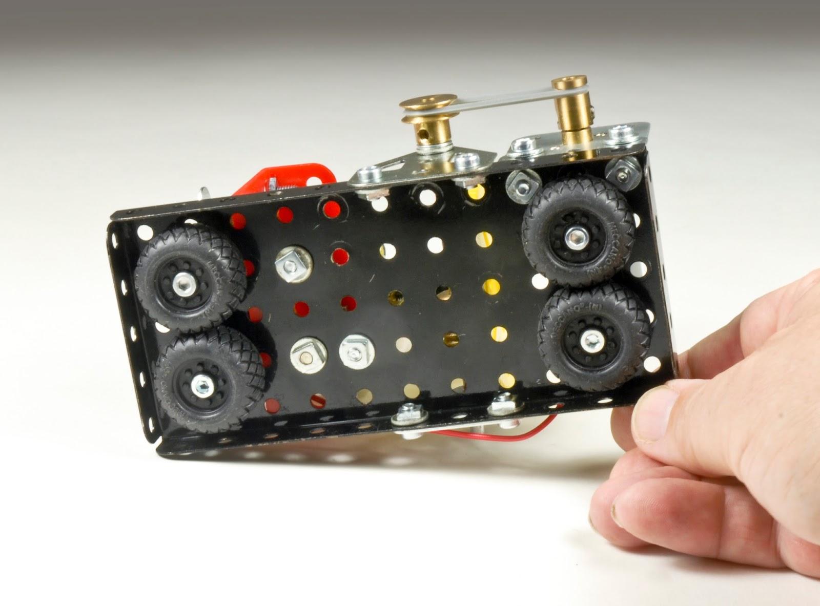 Ralph and Sue's Meccano News: Electro-mechanical reversing switch...