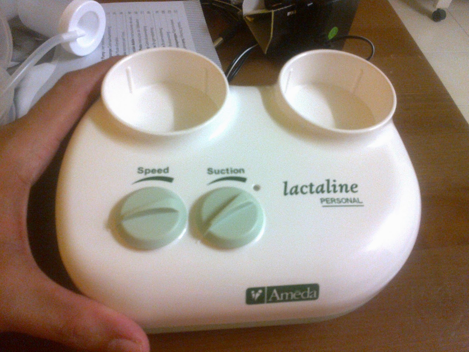 :.ni cEqhiTa aKu.:: breastpump review: Ameda Lactaline*update*