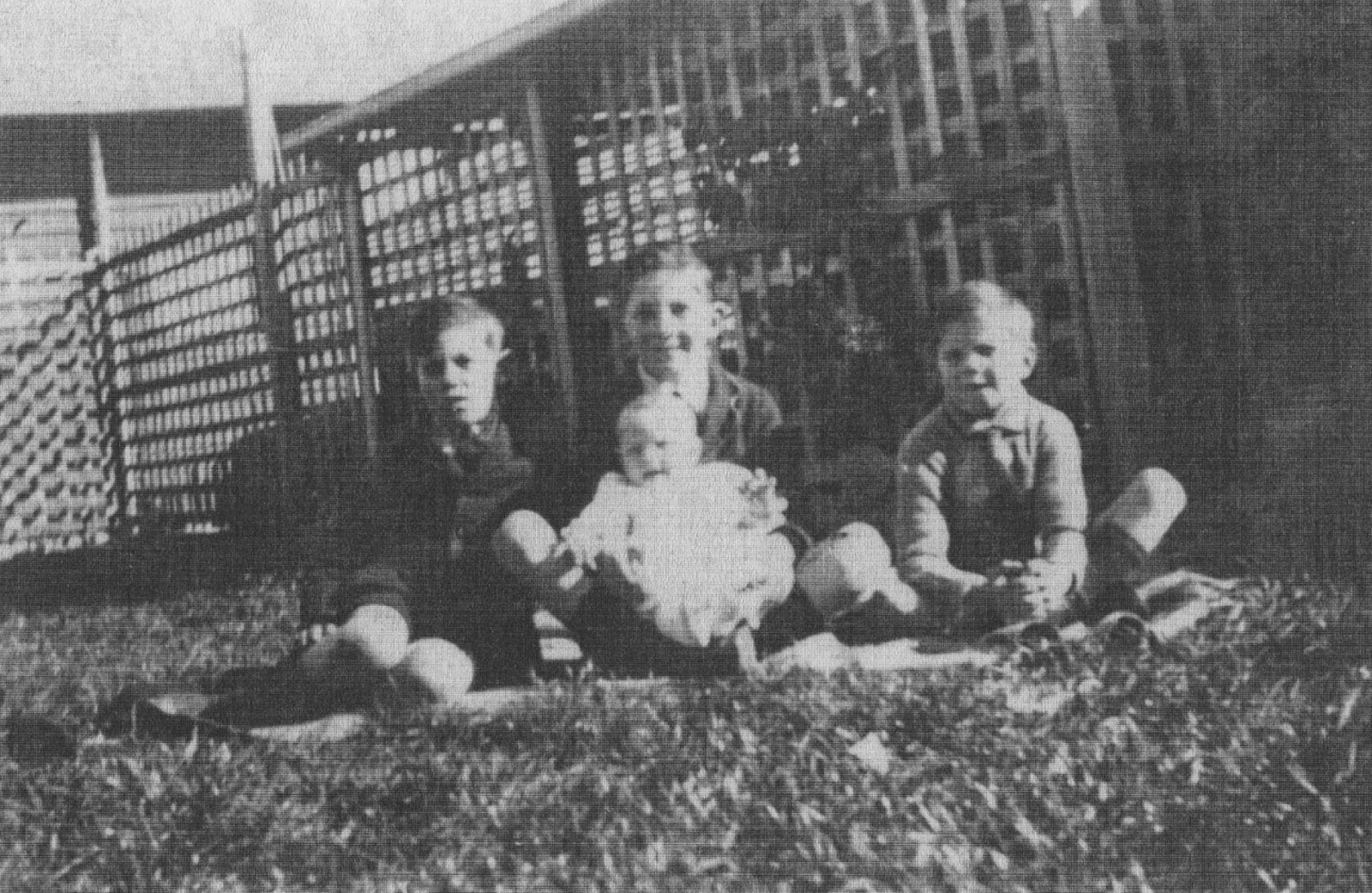 Olney Family Archives: Arthur E. & Doris G. (Moss) Olney