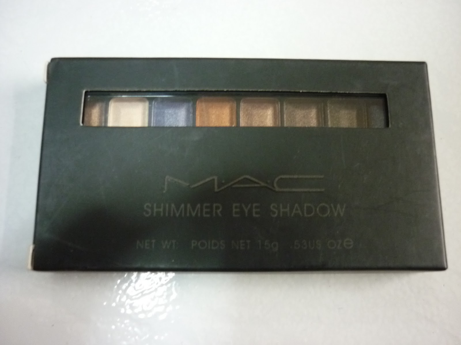 MAC Make-Up Madness: Shimmer Eye Shadow (Eight Colours)