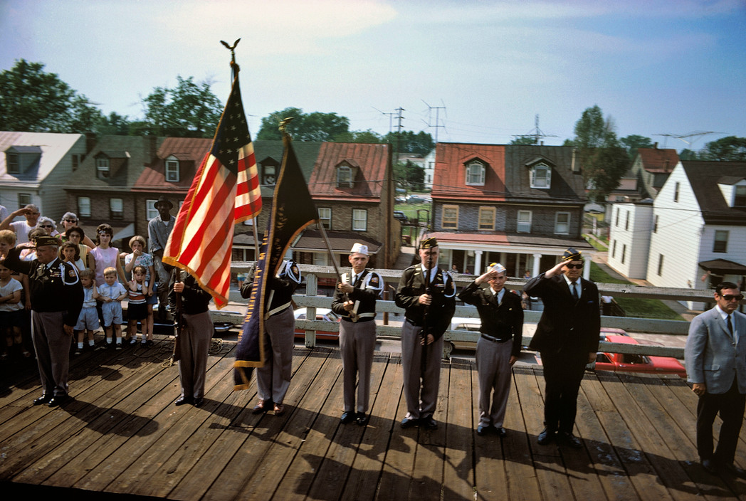 RFK Funeral Train: Rarely Seen Photographs by Paul Fusco Offer a Unique ...