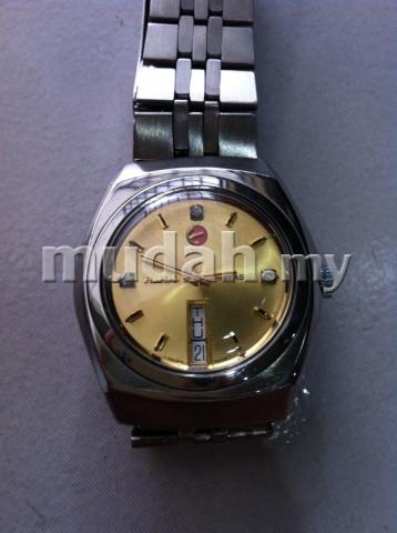 Vintage Watch: Vintage Rado Stag 17 Jewels Automatic Watch