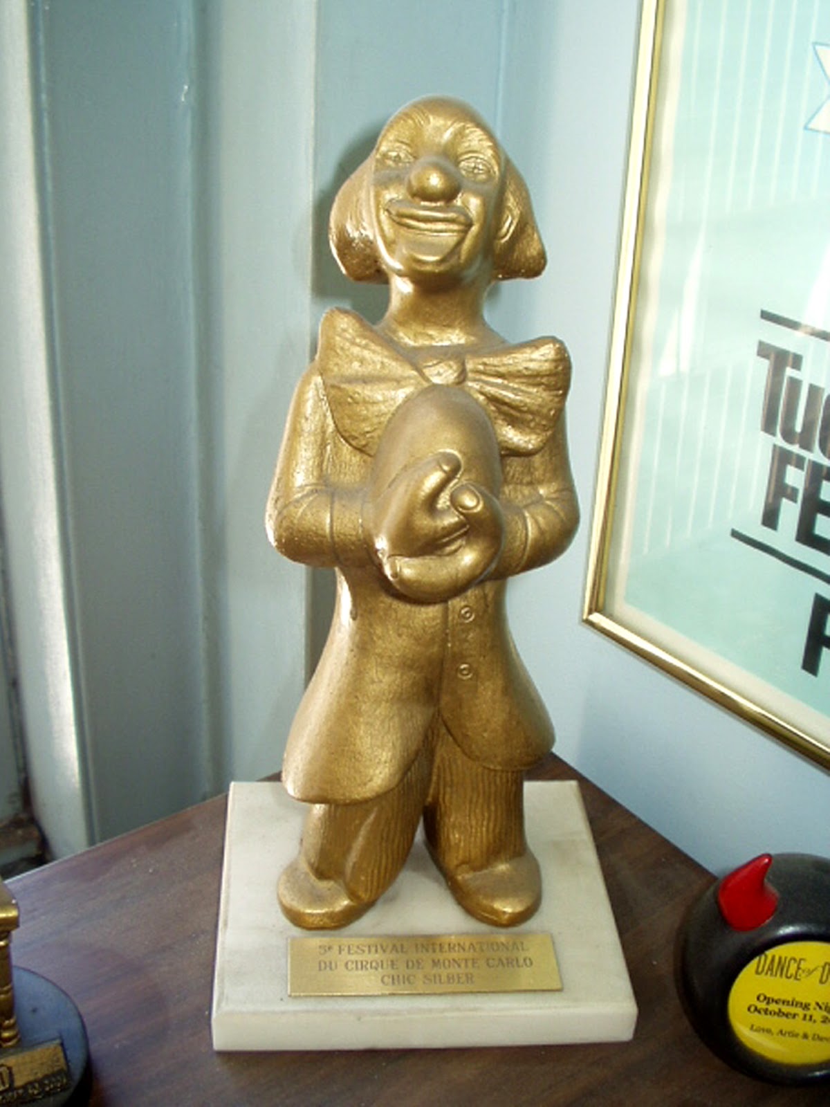 Buckles Blog: MONTE CARLO GOLD CLOWN