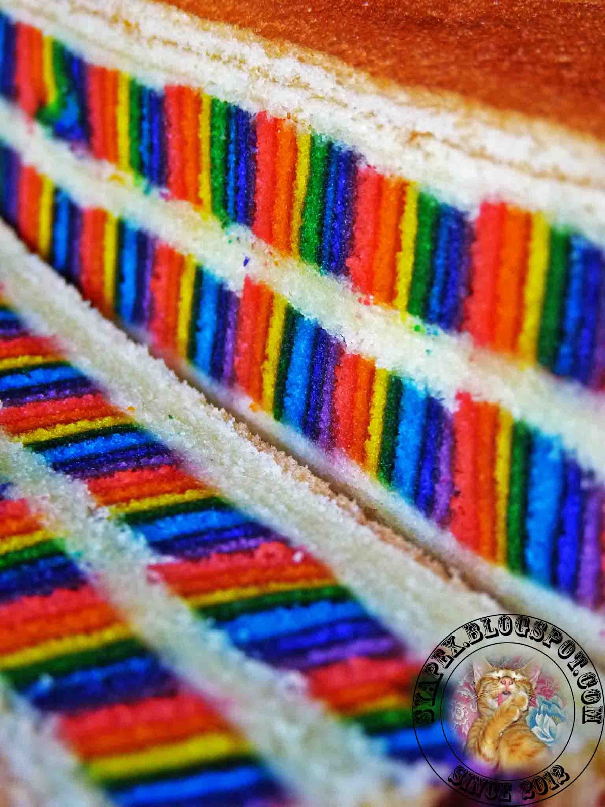 syapex kitchen: Kek Lapis Pelangi dan Selamat Hari Raya Aidilfitri