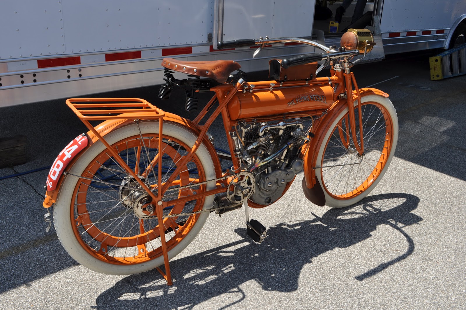 handverker: the flying merkel
