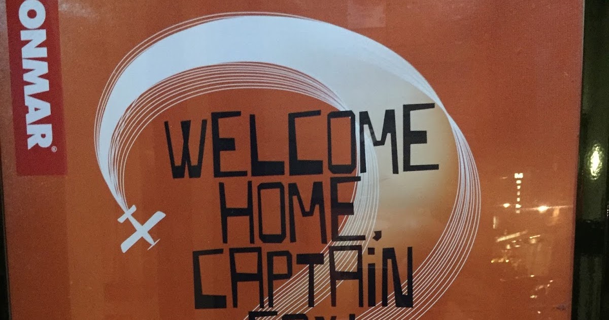 overyourhead: Welcome Home, Captain Fox!...