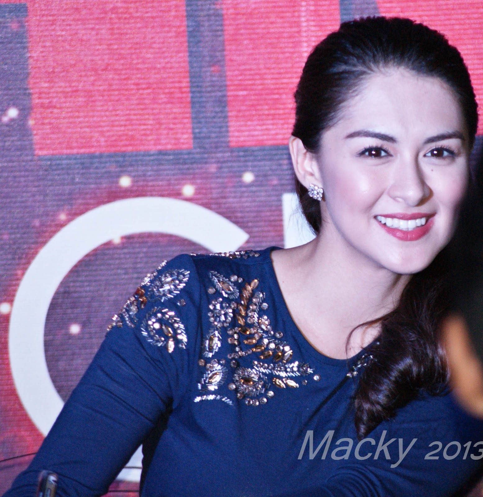 Macky's Vault of Various Stuff: Marian Rivera: FHM Autograph Signing