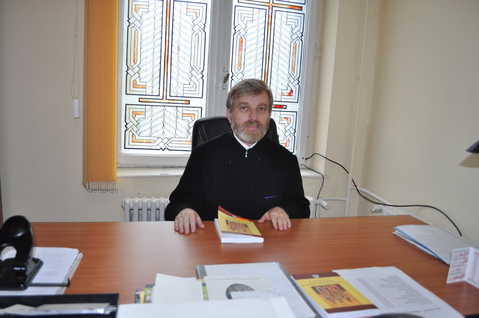 Ortodoxie pe net: Pr. prof. dr. Ion Vicovan, noul decan al Facultăţii ...