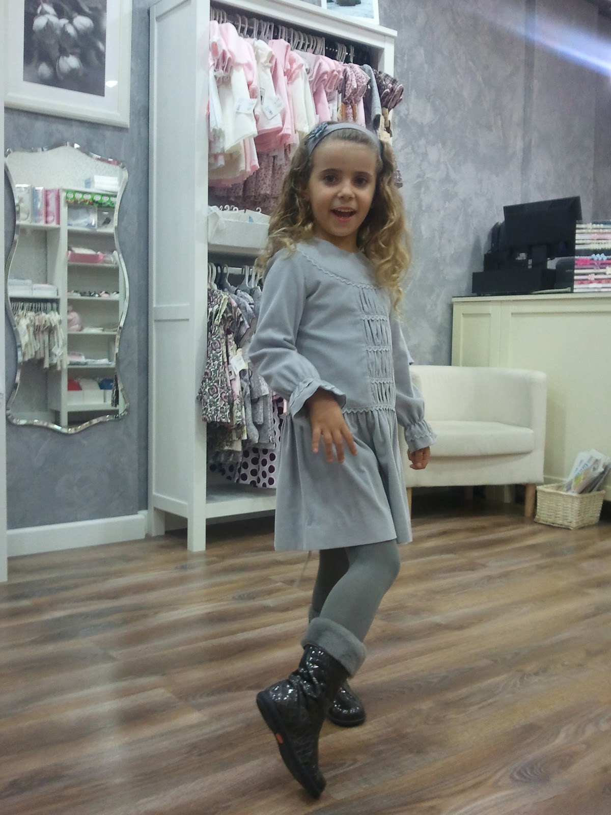 ABRIL MODA INFANTIL: Modelitos con modelo.