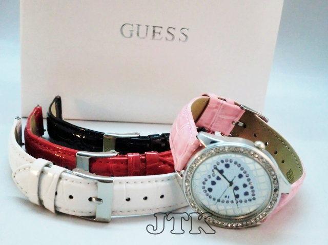 JAM TANGAN GUESS PAKET BOX LOVE SILVER LEATHER Rp 250.000