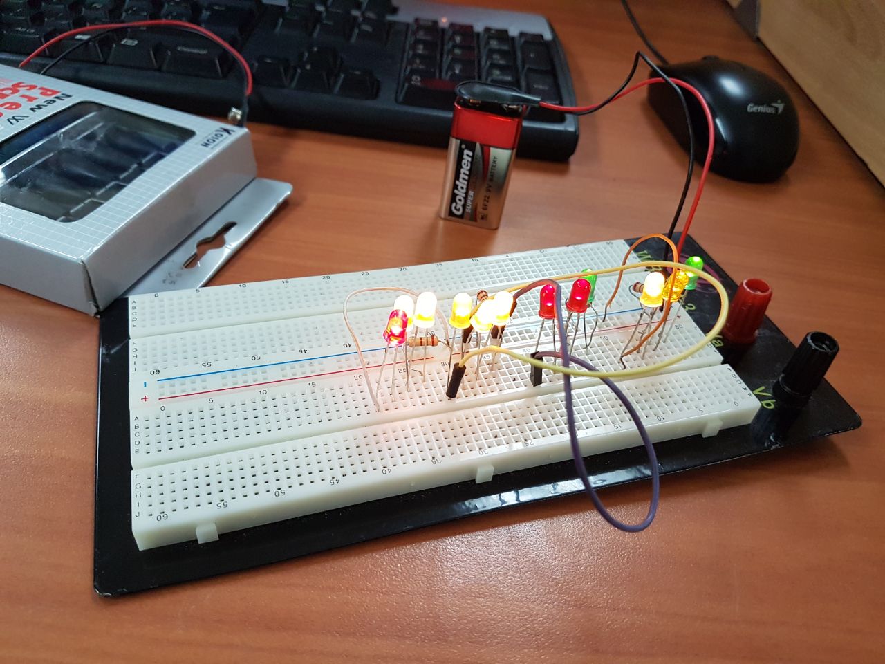 CIRCUITO MIXTO: SERIE Y PARALELO