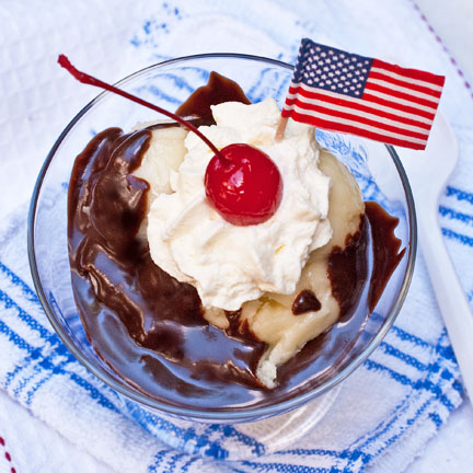 Make Old-Timey Hot Fudge Sauce-A Rich Taste of the Past - KitchenLane