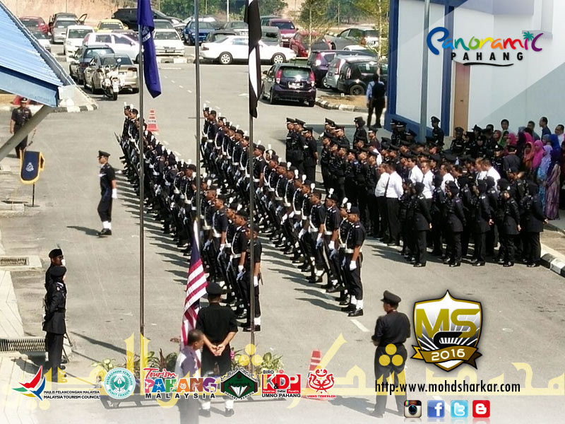 Mohd Sharkar's The Official Blog: Majlis Sambutan Hari Polis Yang Ke ...