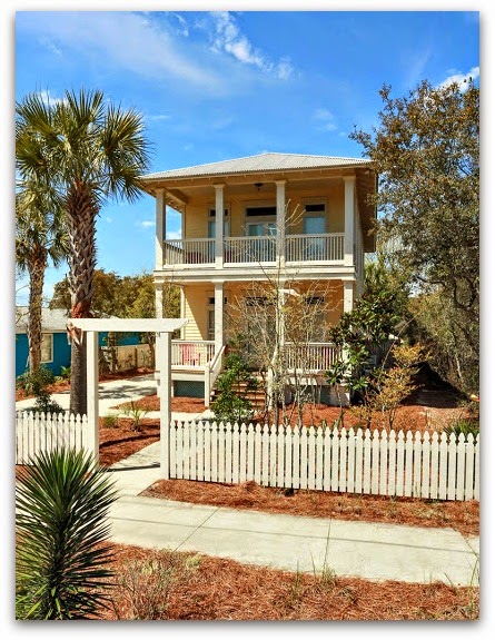 30A Luxury Homes : Crystal Beach Destin Fl Home With a Pool for Sale ...