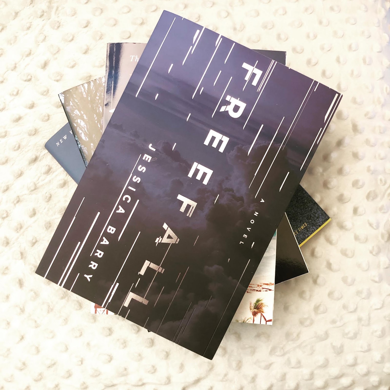 Freefall by Jessica Barry Review | Book Obsessed Introverts
