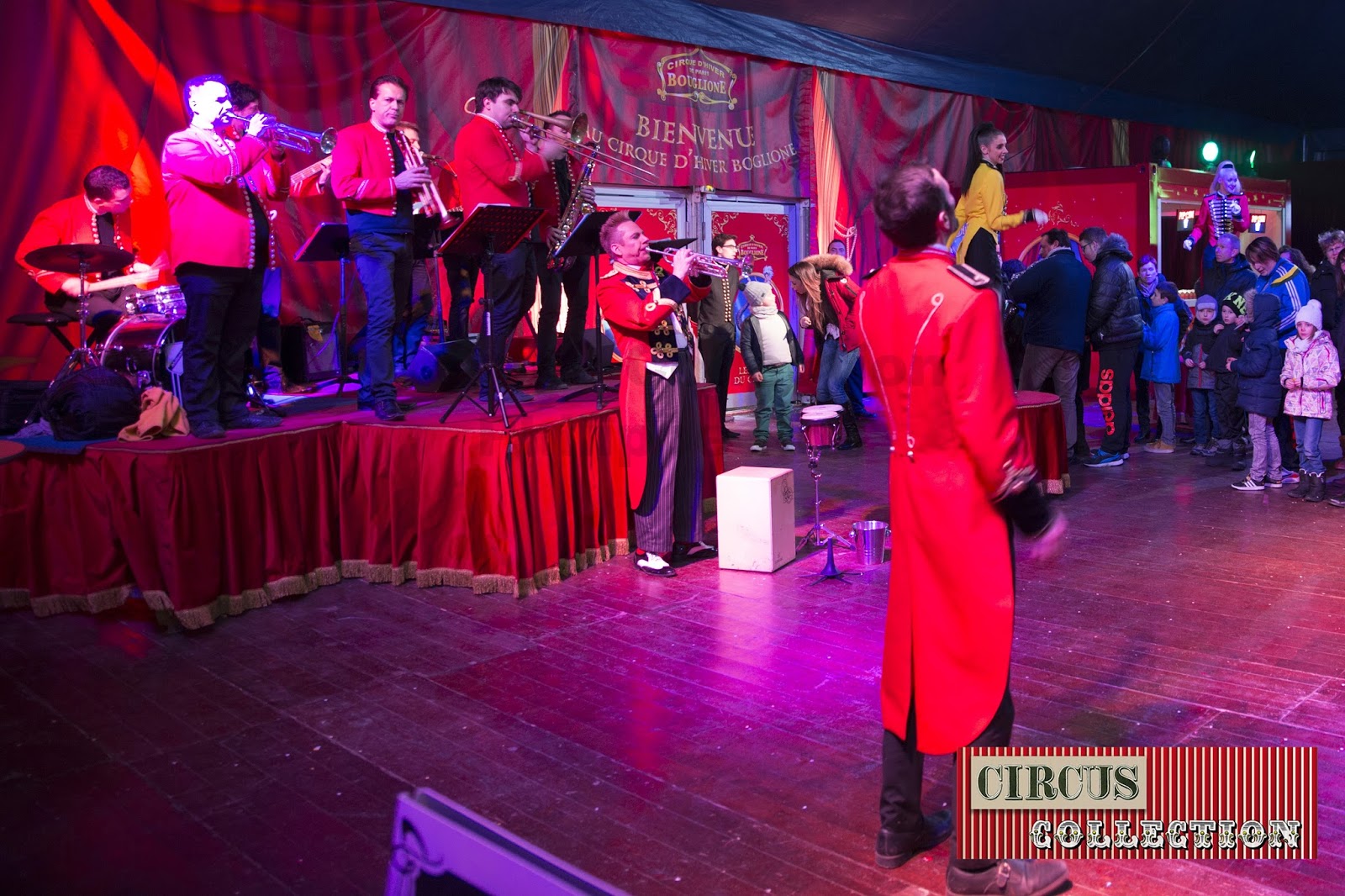 Circus -Collection: Ambiance au Cirque Bouglione, tournée 2016-2017