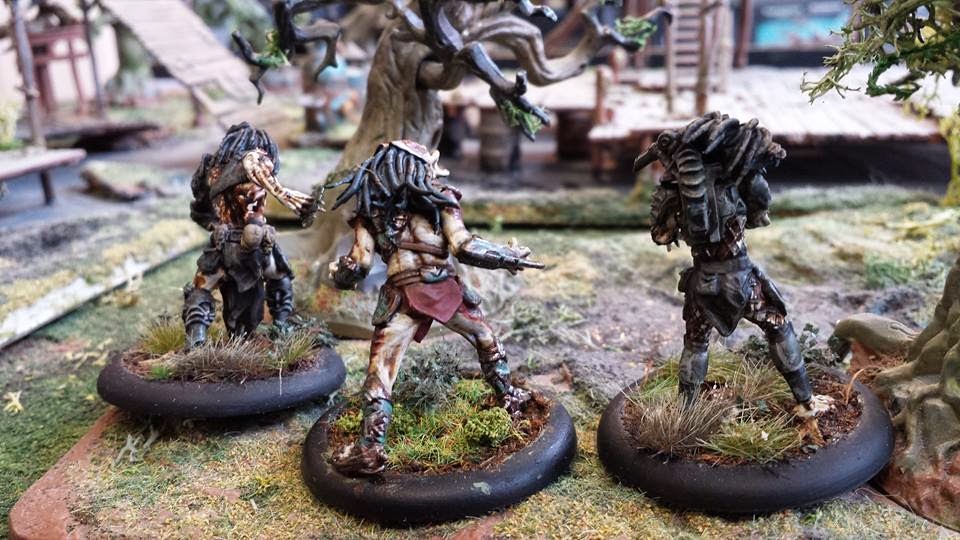 GMorts Chaotica: Aliens Vs Predator Miniatures Game - Painted ...