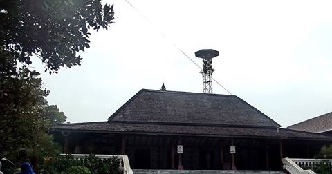 SEJARAH MASJID MANTINGAN