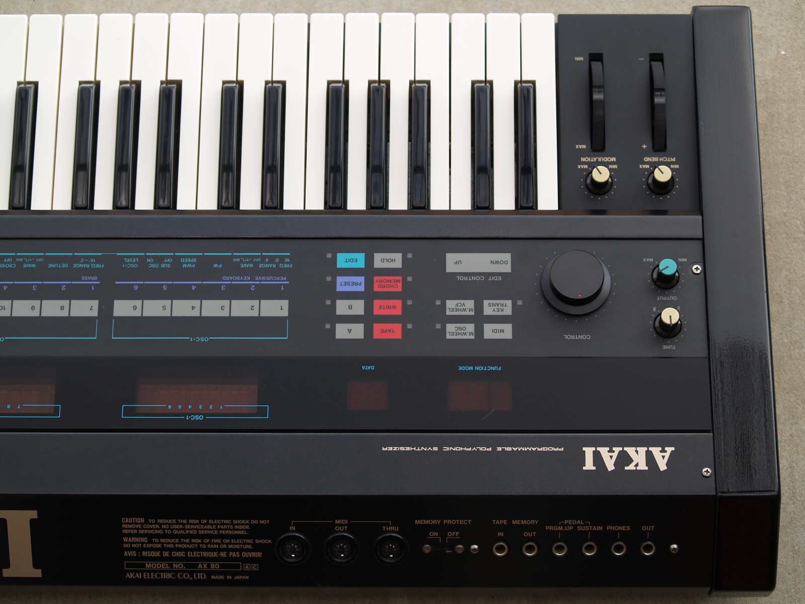 MATRIXSYNTH: Vintage 1980's AKAI AX80 SYNTHESIZER SN 00620-38022