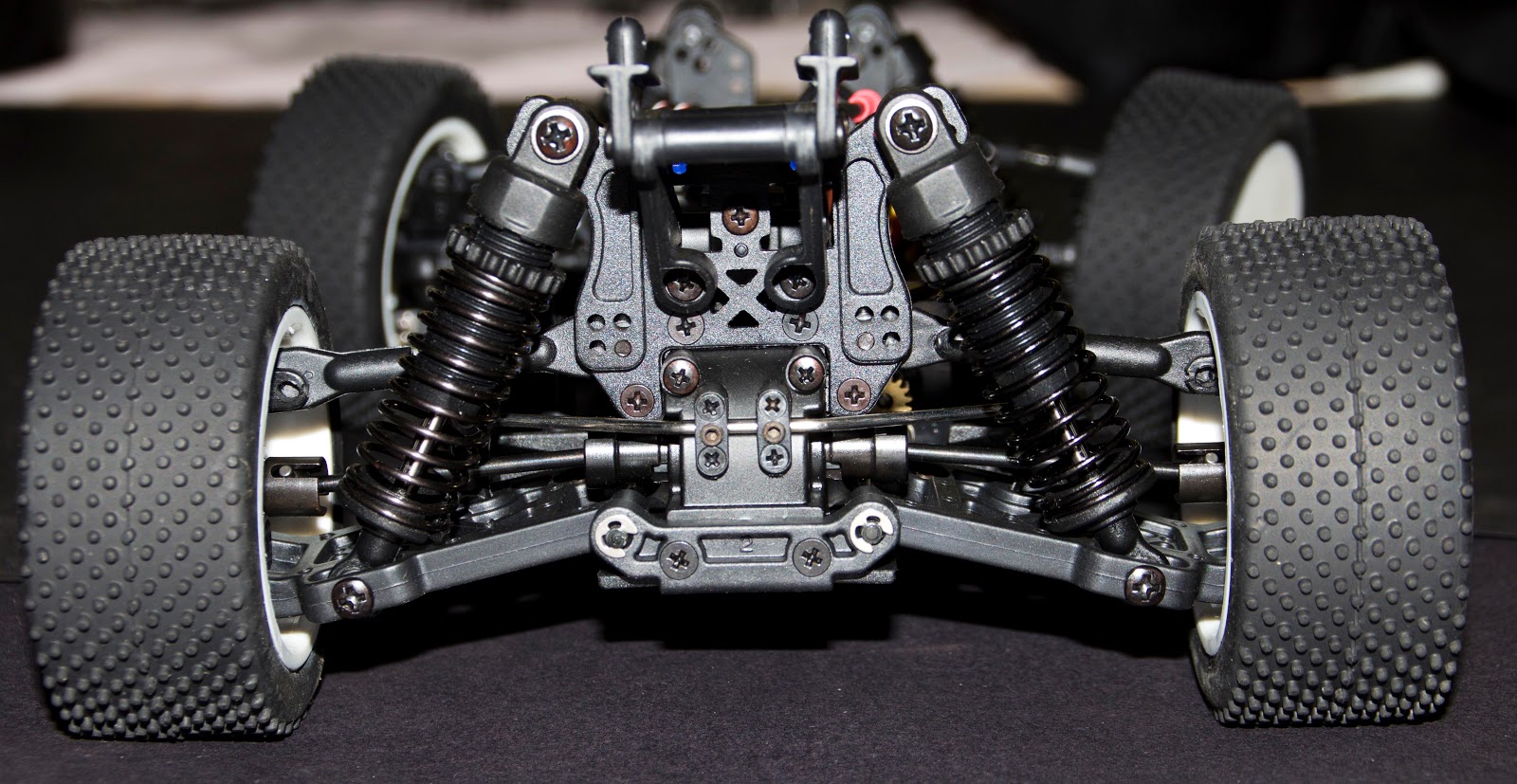 Turning 1/16 brushless Buggy RC car