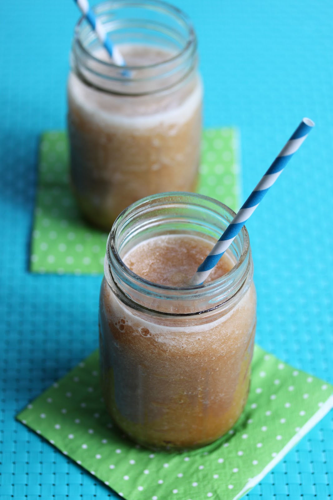 Stir & Scribble: {Thirsty Thursday}: Sweet Tea and Bourbon Slushie