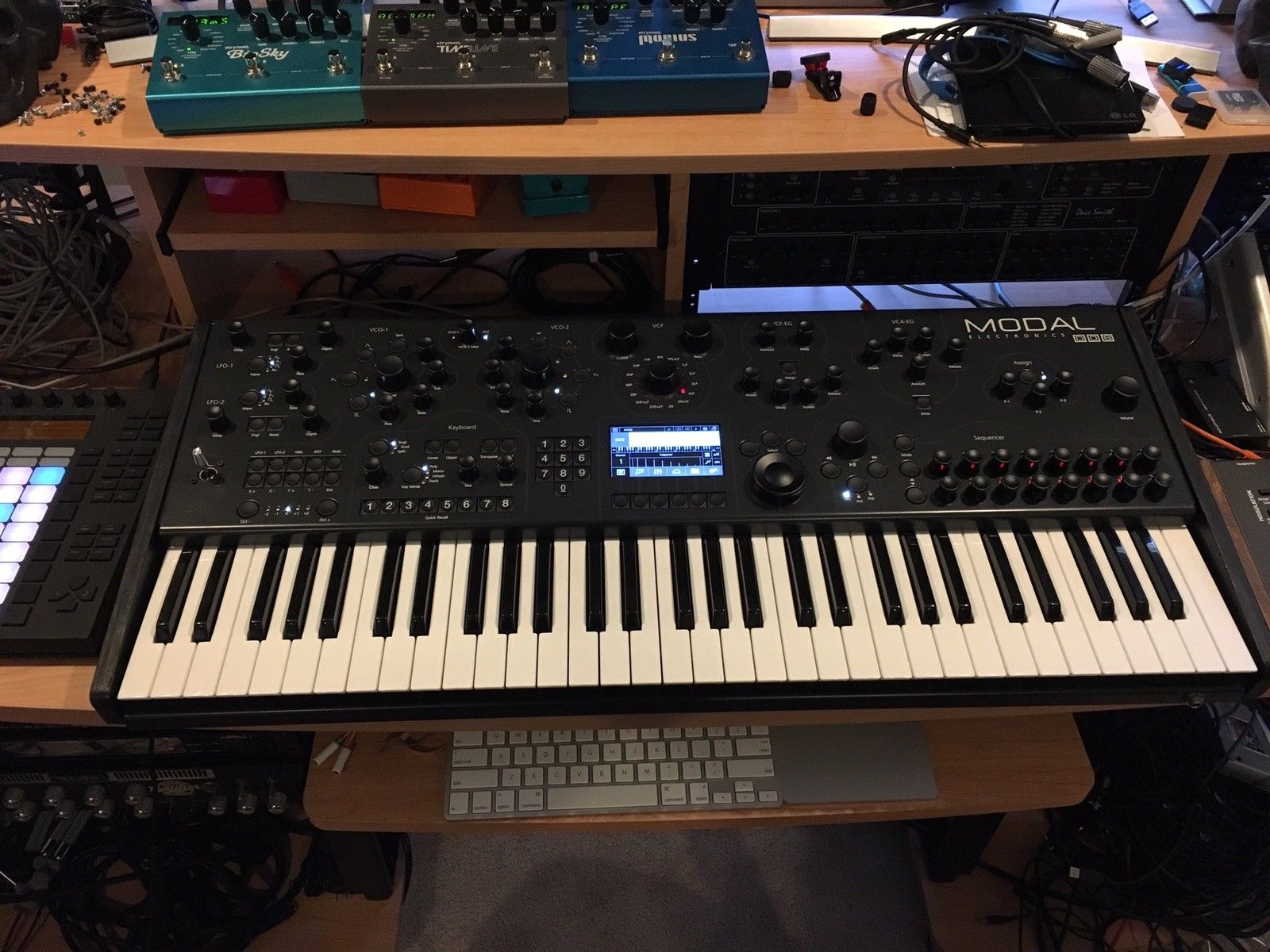 MATRIXSYNTH: Modal Electronics 008 8-Voice Analog Synthesizer with ...