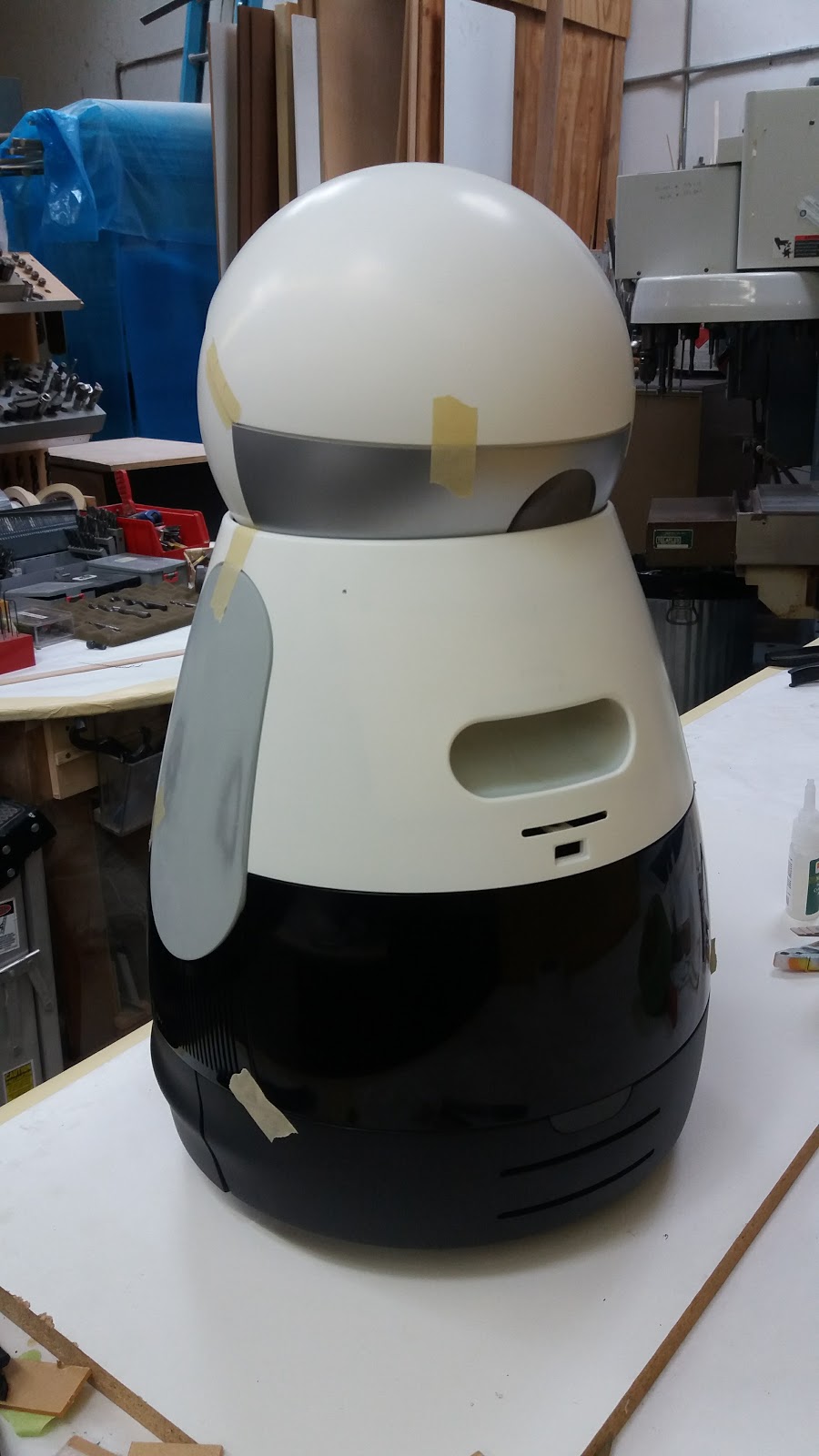 Kuri robot - OFFWORLD MODELS ::: The Art Of Mark Nohrnberg