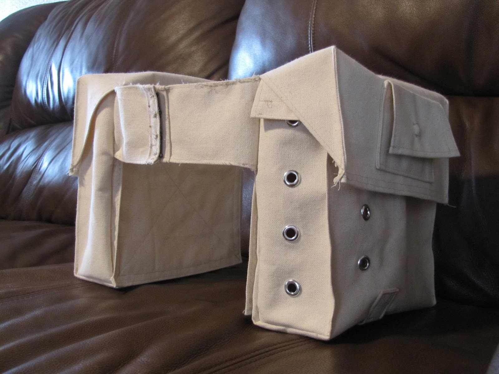 A Falconer's Journal: Custom Hawking Bags