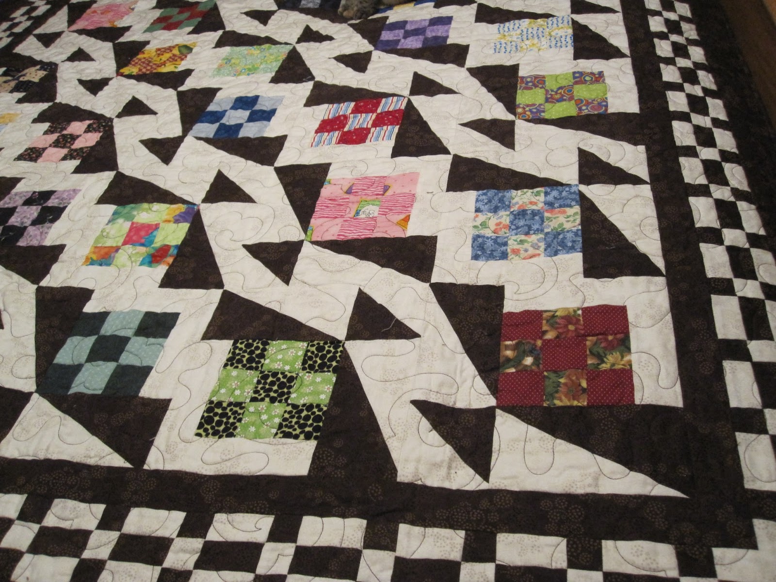 Debbie's Kitties and Quilts: Pictures of Topsy Turvy Nine Patch Quilt