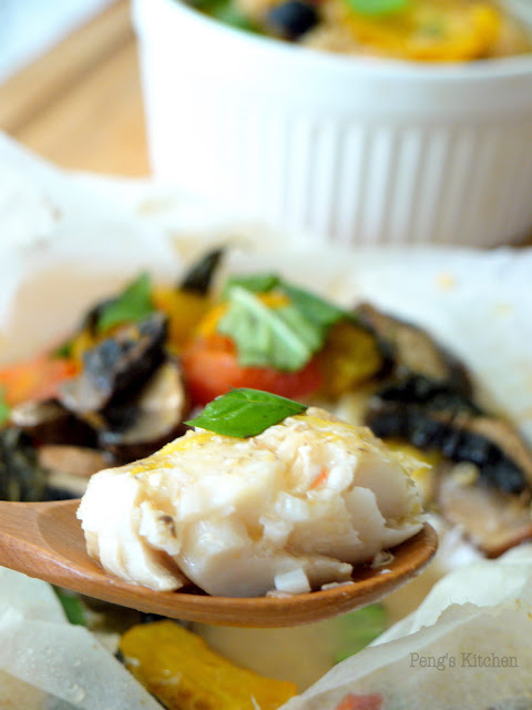 Peng's Kitchen: Mediterranean Baked Fish & Quinoa Salad