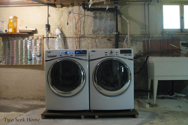 Two Seek Home: Washer and Dryer Platform on the Cheap
