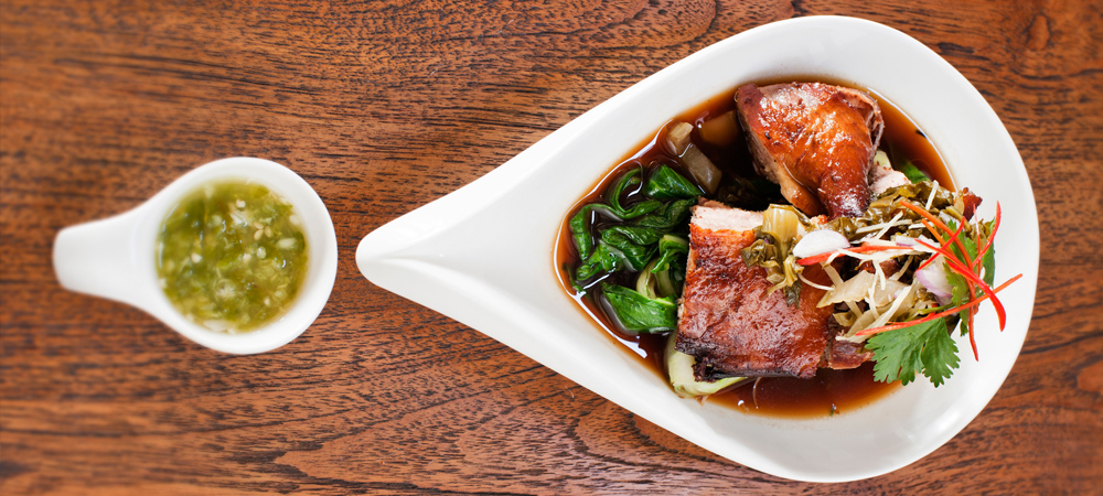 THINGS TO DO IN BALI GUIDE: MAMASAN @ Seminyak