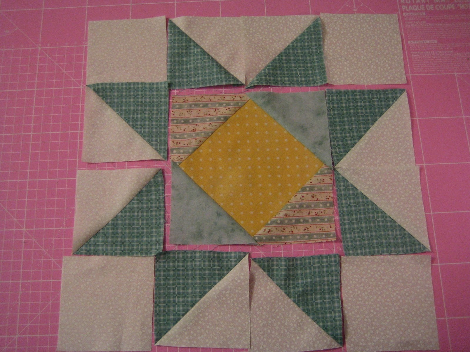Impariamo a cucire insieme: Patchwork Base - Tecnica Stella (Star)