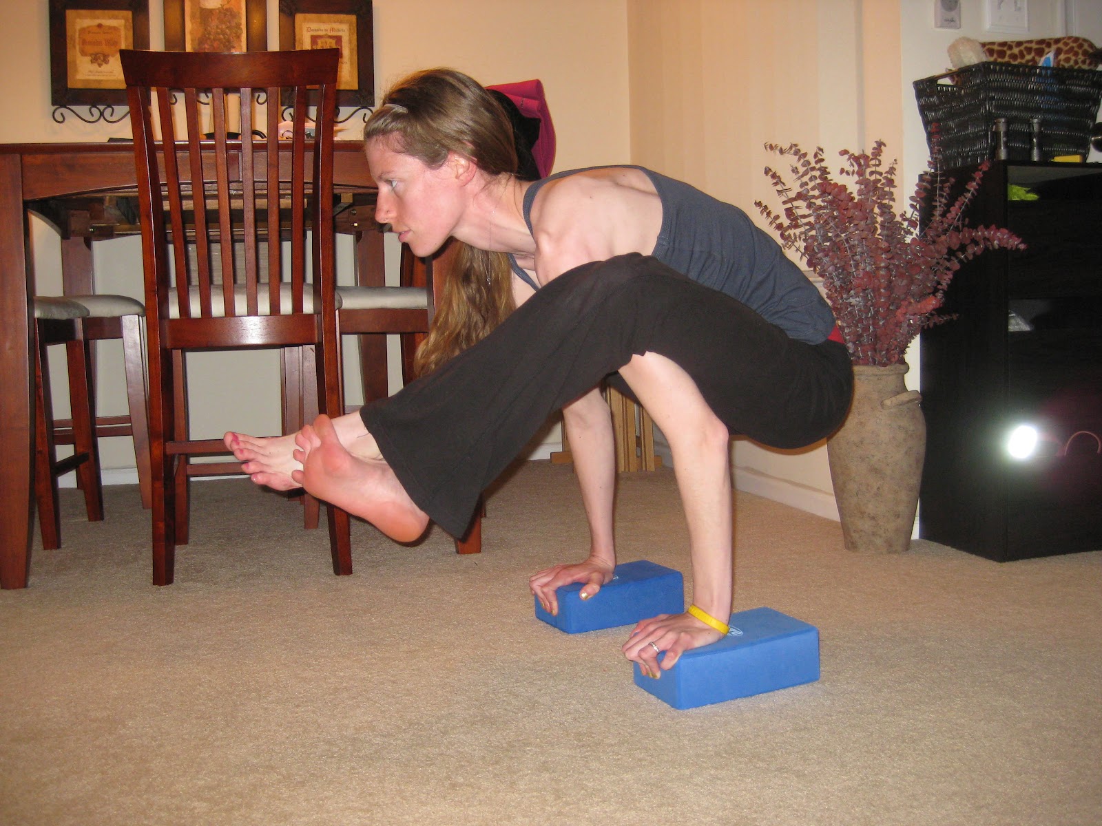Yoga 411: Step by Step: Crow Pose (Bakasana) & Shoulder Squeezing Pose ...