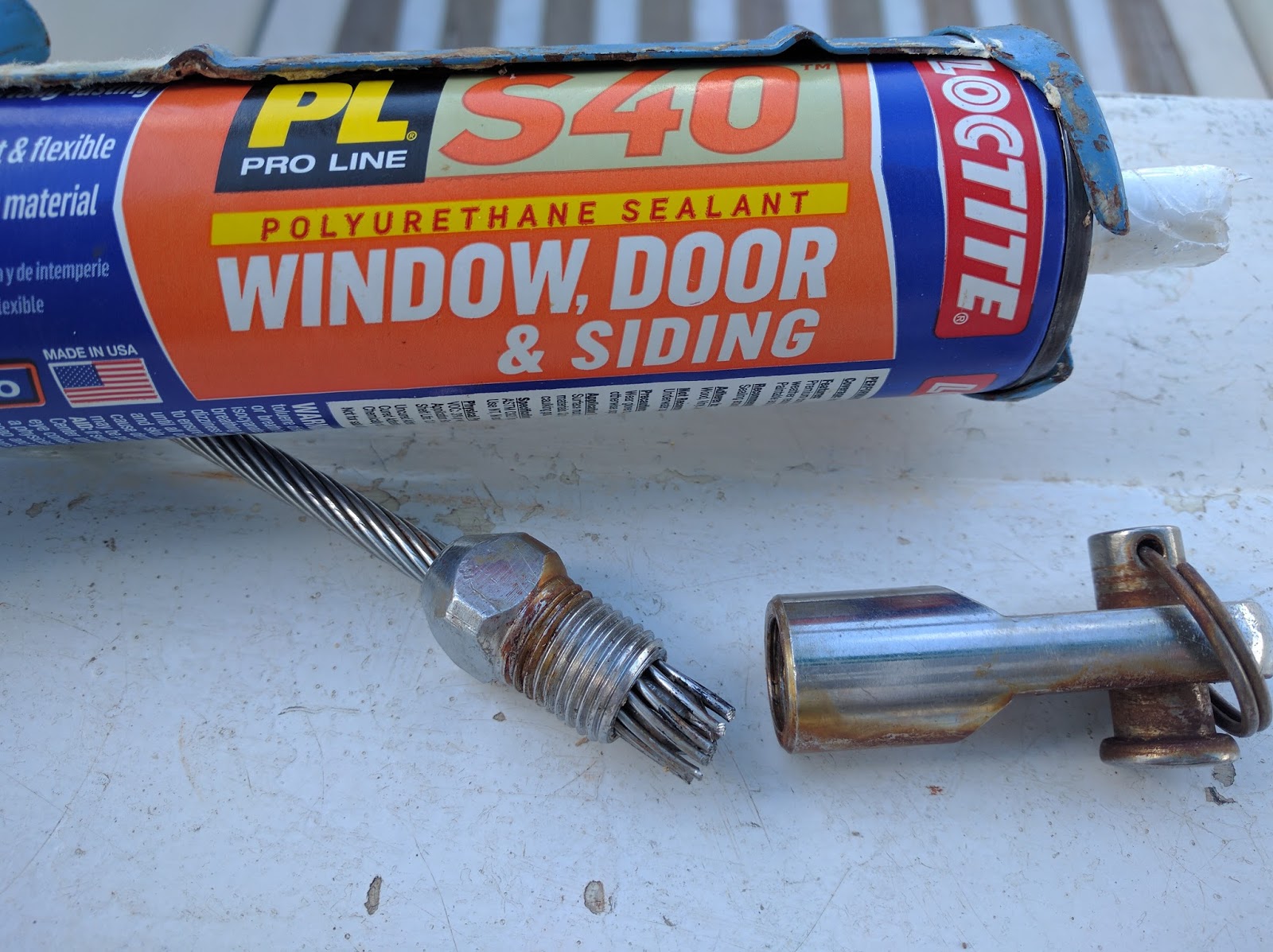 Onapua........the sailing vessel: Broken boomkin whisker stay