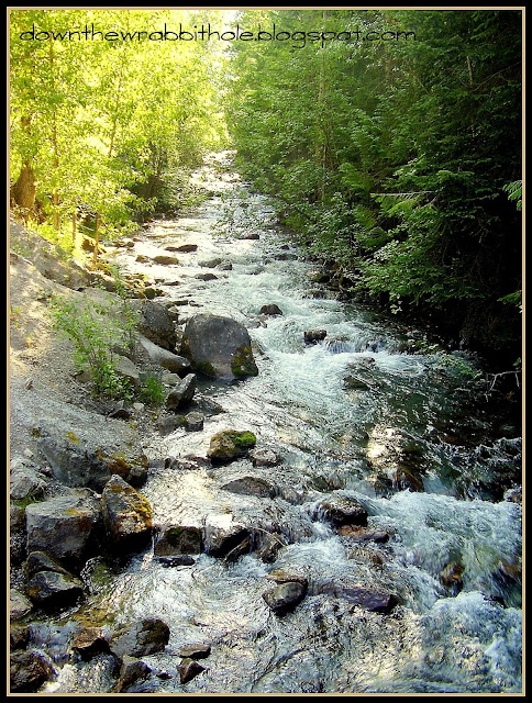 Down the Wrabbit Hole - The Travel Bucket List: Sinclair Canyon ...