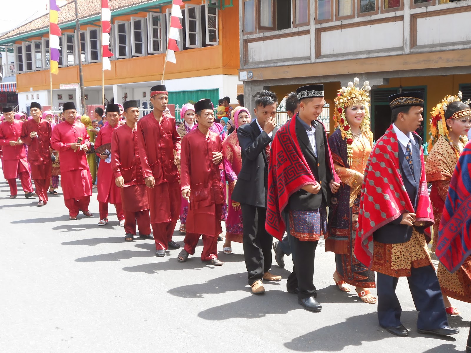 Patimah Rusli: Adat Istiadat Kayuagung (midang)