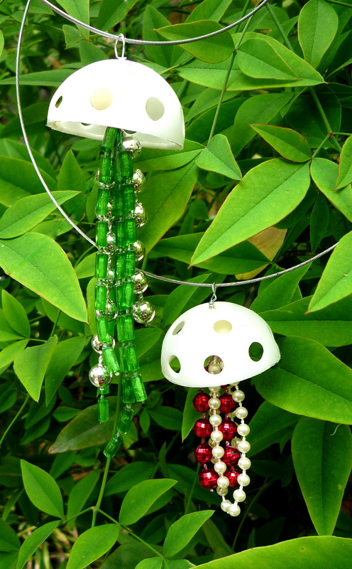 Mich L. in L.A.: Explode-A-Bead Tutorial #2: Sea Creatures!