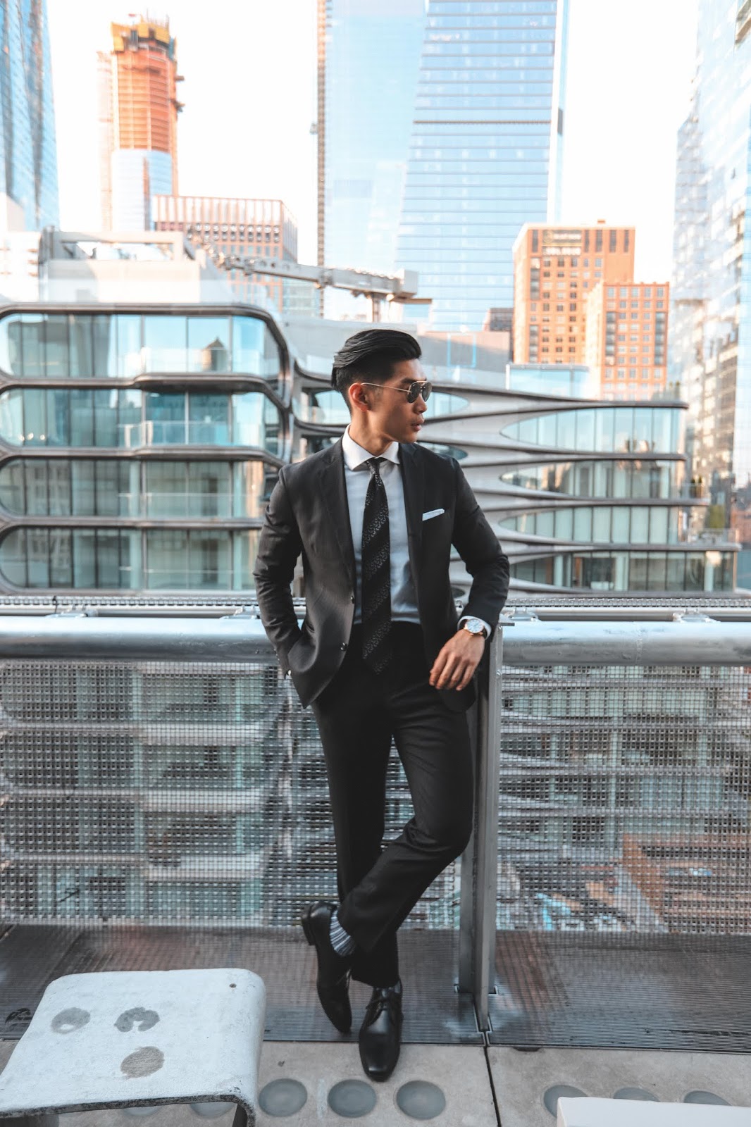 How To: Business Professional in Black and White — LEVITATE STYLE
